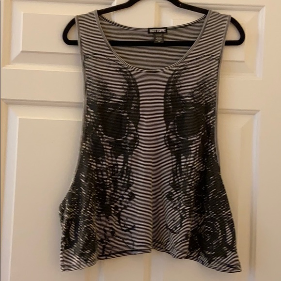 Hot Topic | Tops | Vintage Hot Topic Tank Top W Skulls Roses | Poshmark